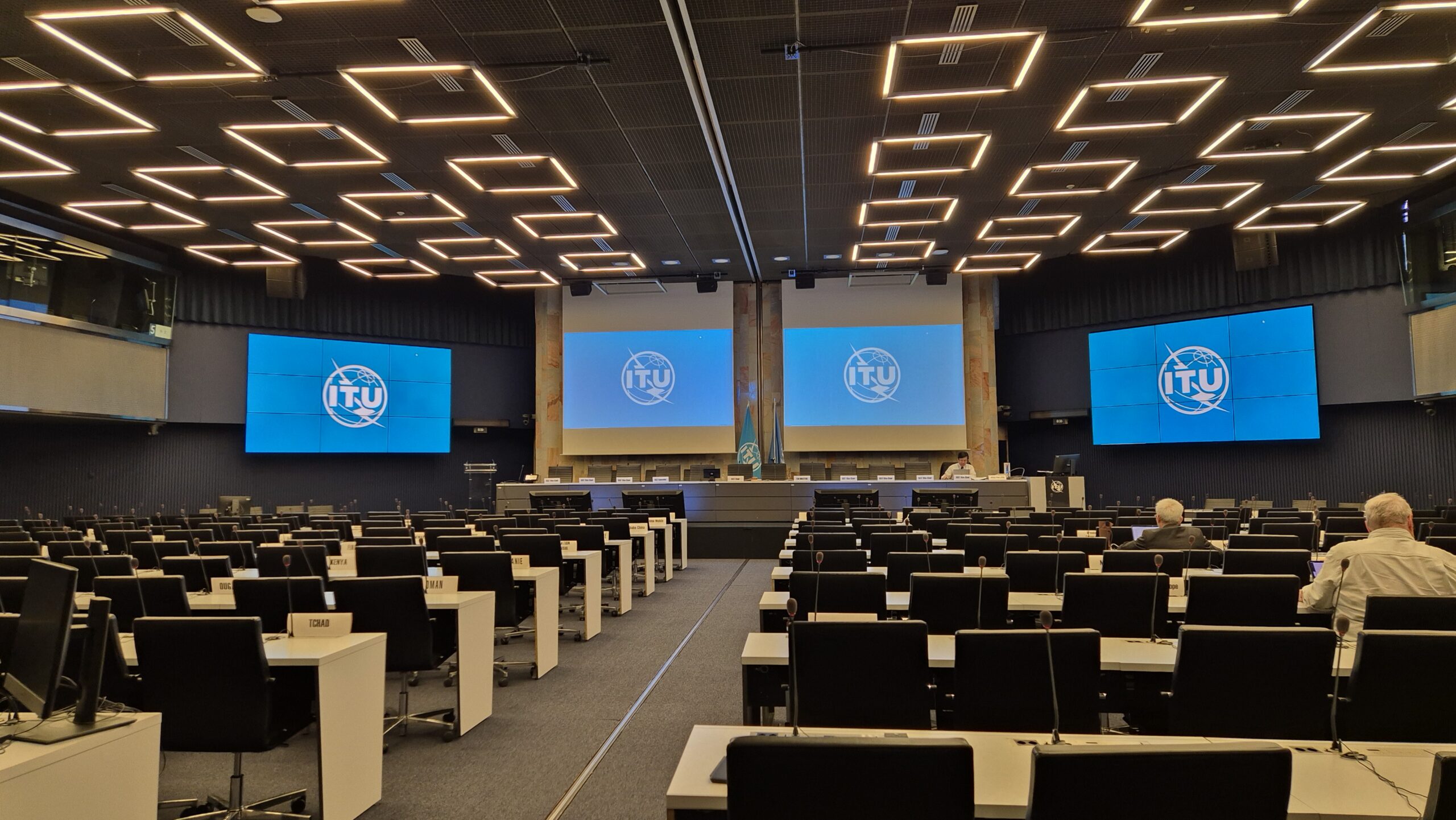 ITU-T SG17 하반기 국제회의 참석 및 신규작업항목 2건 승인 성과 – Protocol Engineering Lab ...